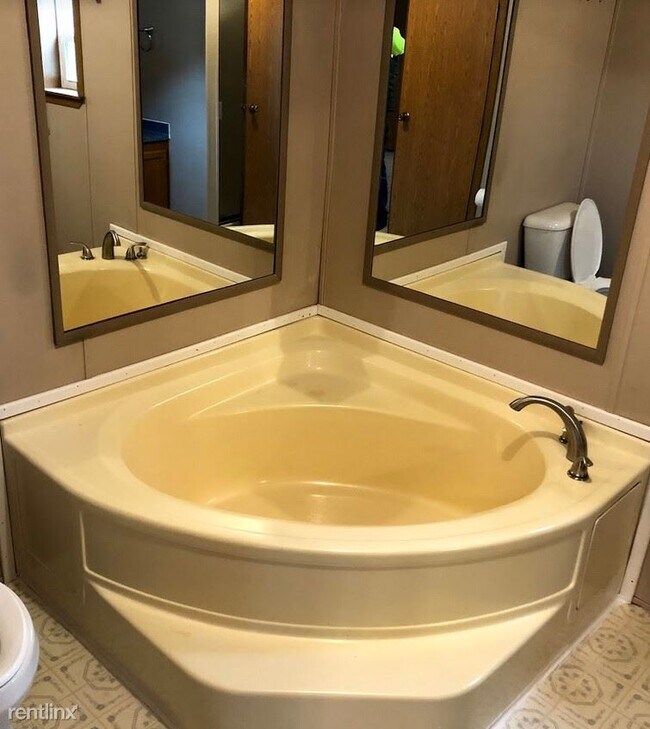 225 Rustic Ridge Ln - 225 Rustic Ridge Ln Butler PA 16002 | Apartment ...