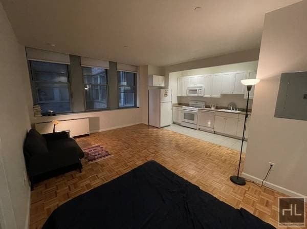 PARK ROW - 15 Park Row New York NY 10038 | Apartment Finder