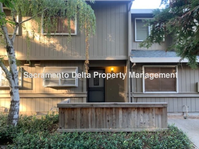 Condo in gated community - 5624 Hamilton St Sacramento CA 95842 ...