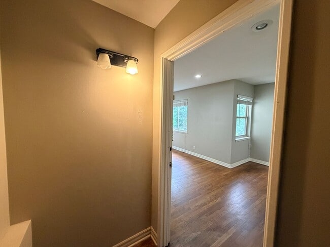 1008 Broadway St - 1008 Broadway St Birmingham AL 35209 | Apartment Finder