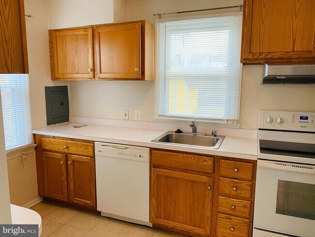 603 Pinewood Rd - 603 Pinewood Rd Rockville MD 20850 | Apartment Finder
