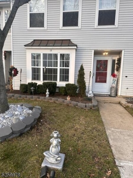 15 Golden Square - 15 Golden Square Sayreville NJ 08872 | Apartment Finder