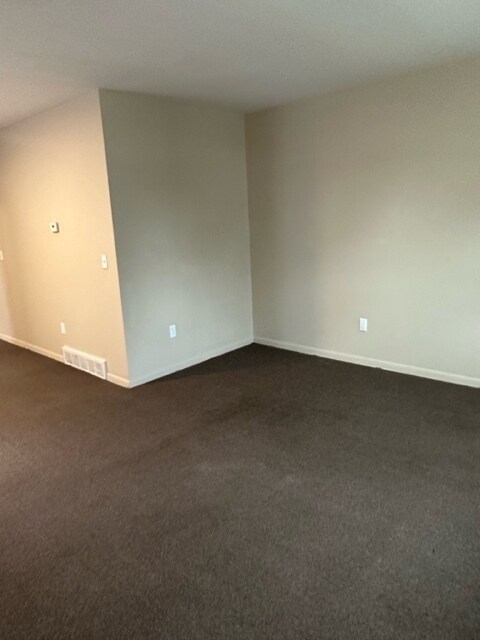 41 Arbutus St - 41 Arbutus St Rochester NY 14609 | Apartment Finder