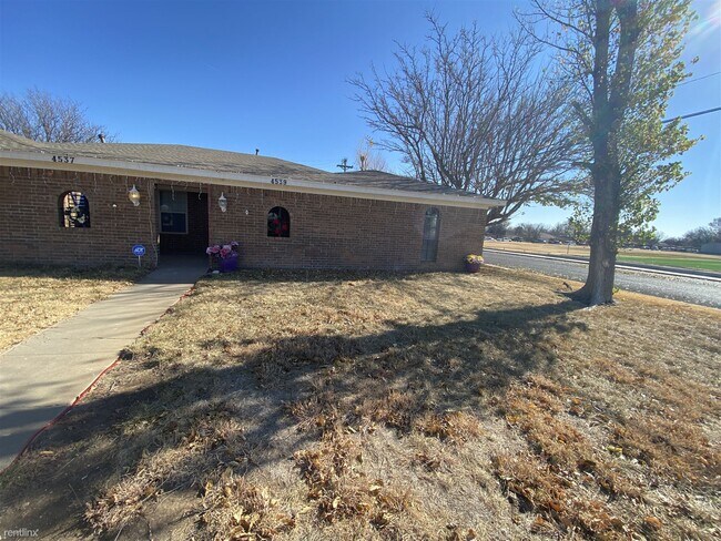 3 br, 2 bath Duplex - 4537 Yale Street 453... - 4537 Yale St Amarillo ...