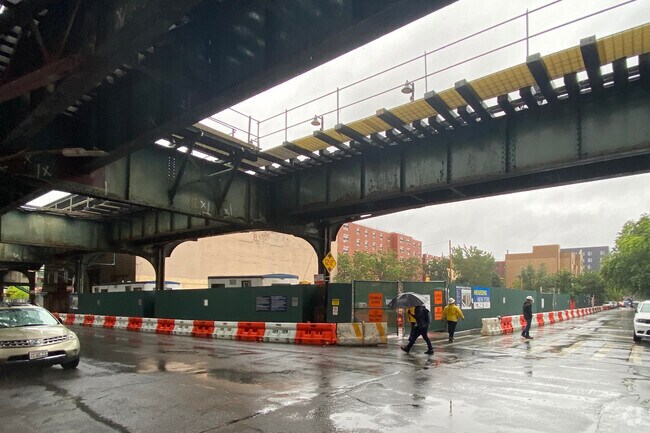 Simba Simbi Seniors - 381 Chester St Brooklyn NY 11212 | Apartment Finder