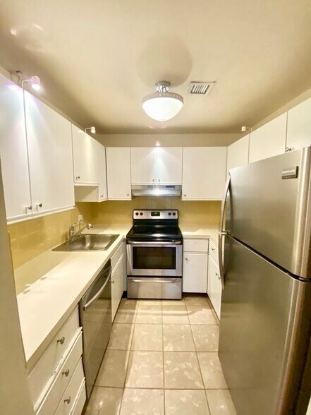 276 Commonwealth Ave - 276 Commonwealth Ave Boston MA 02116 | Apartment ...