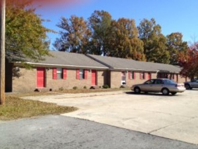 913 Allen Rd - 913 Allen Rd Greenville NC 27834 | Apartment Finder