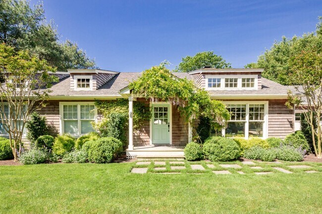 48 Hand Ln - 48 Hand Ln Amagansett NY 11930 | Apartment Finder