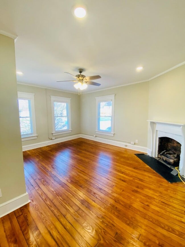 688 Linwood Ave NE - 688 Linwood Ave NE Atlanta GA 30306 | Apartment Finder