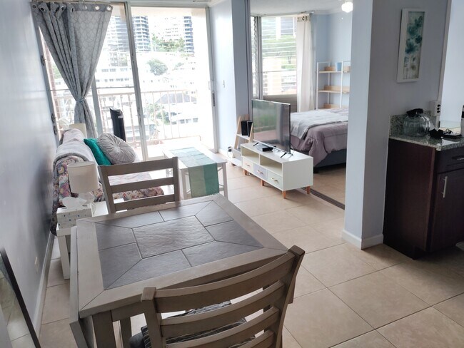 1535 Pensacola St - 1535 Pensacola St Honolulu HI 96822 | Apartment Finder