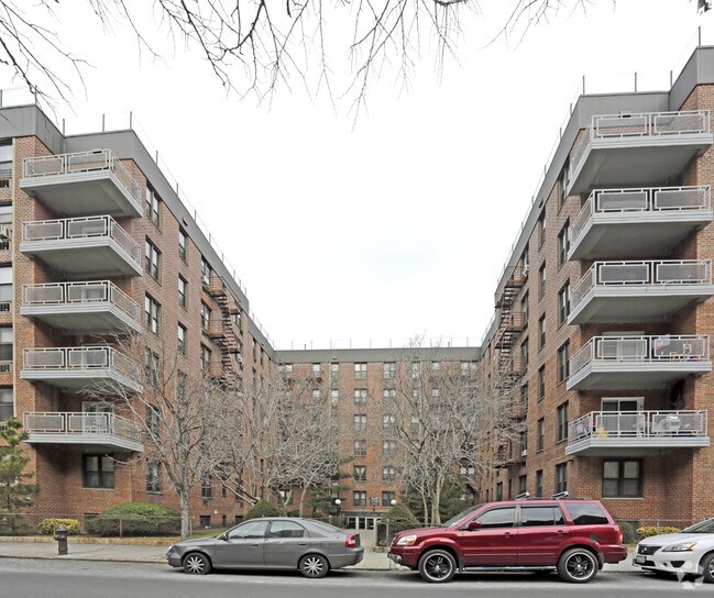 Turian House - 14445 35th Ave Flushing NY 11354 | Apartment Finder