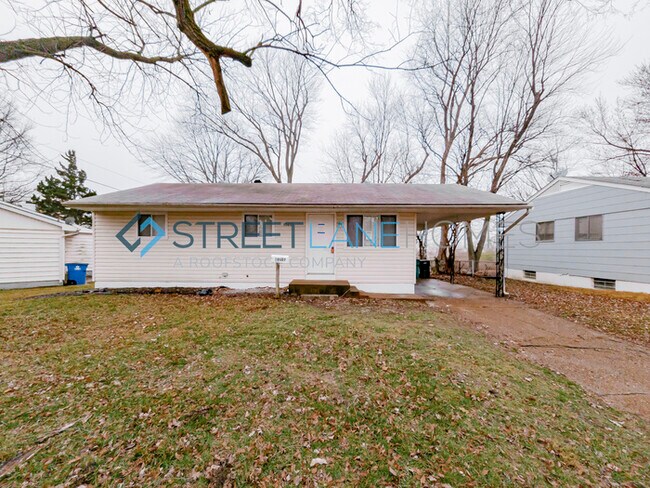 NOW OFFERING $250 OFF THE FIRST FULL MONTH... - 10807 Mcduff Dr St ...