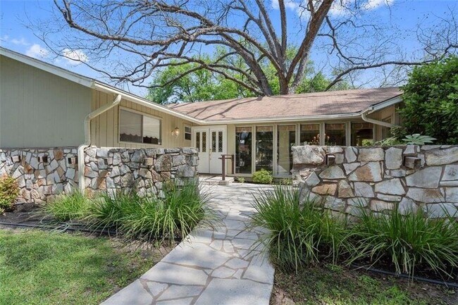 6700 Troll Haven - 6700 Troll Haven Austin TX 78746 | Apartment Finder