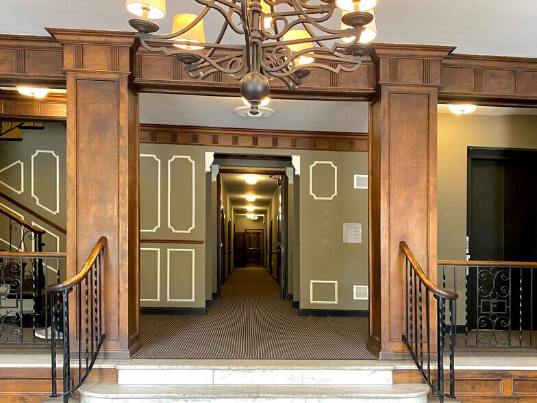 Frederick Building - 1001 University Ave Columbia MO 65201 | Apartment ...