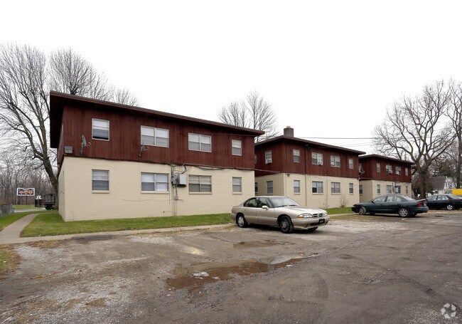 Pershing Place - 1432 N Pershing Ave Indianapolis IN 46222 | Apartment ...