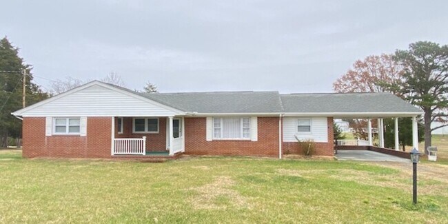 628 Wooden Bridge Road - 628 Wooden Bridge Rd Baskerville VA 23915 ...