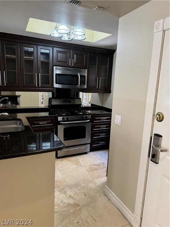 210 E Flamingo Rd - 210 E Flamingo Rd Las Vegas NV 89119 | Apartment Finder