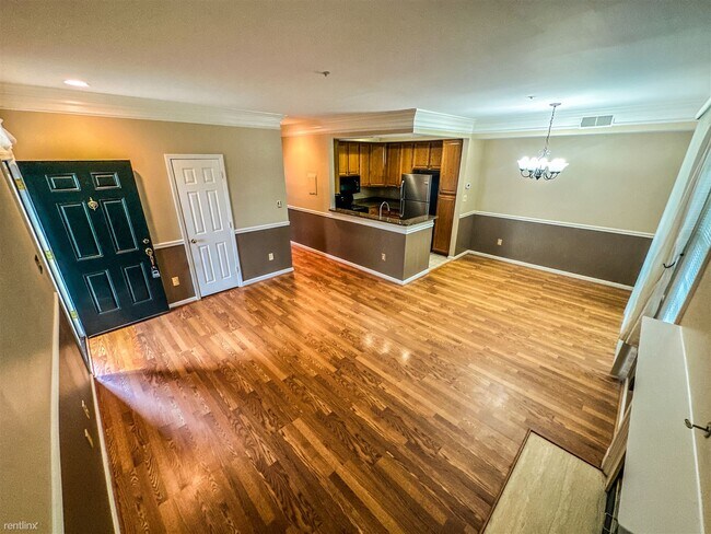 1 br, 1 bath Condo - Kingstowne — Eton Squ... - 6869 Brindle Heath Way ...