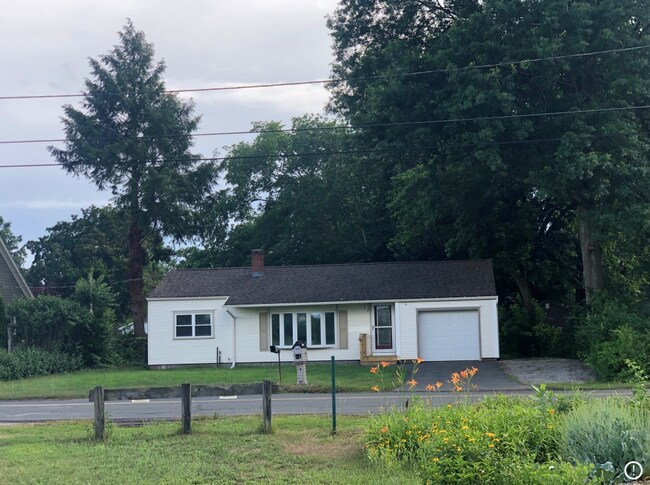 18 Burts Pit Rd - 18 Burts Pit Rd Northampton MA 01060 | Apartment Finder