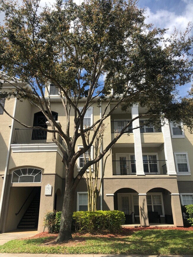 Move in NOW! Nice 2bd 2ba on 2nd floor wit... - 3583 Conroy Rd Orlando ...