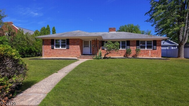 170 Berkeley Ave - 170 Berkeley Ave Berkeley Heights NJ 07922 ...
