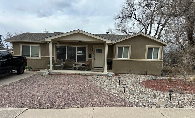 Charming 3 Bed 2 bath house - 2576 E San Miguel St Colorado Springs CO ...