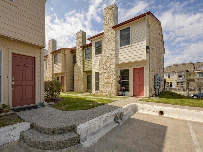 6900 E Riverside Dr - 6900 E Riverside Dr Austin TX 78741 | Apartment ...