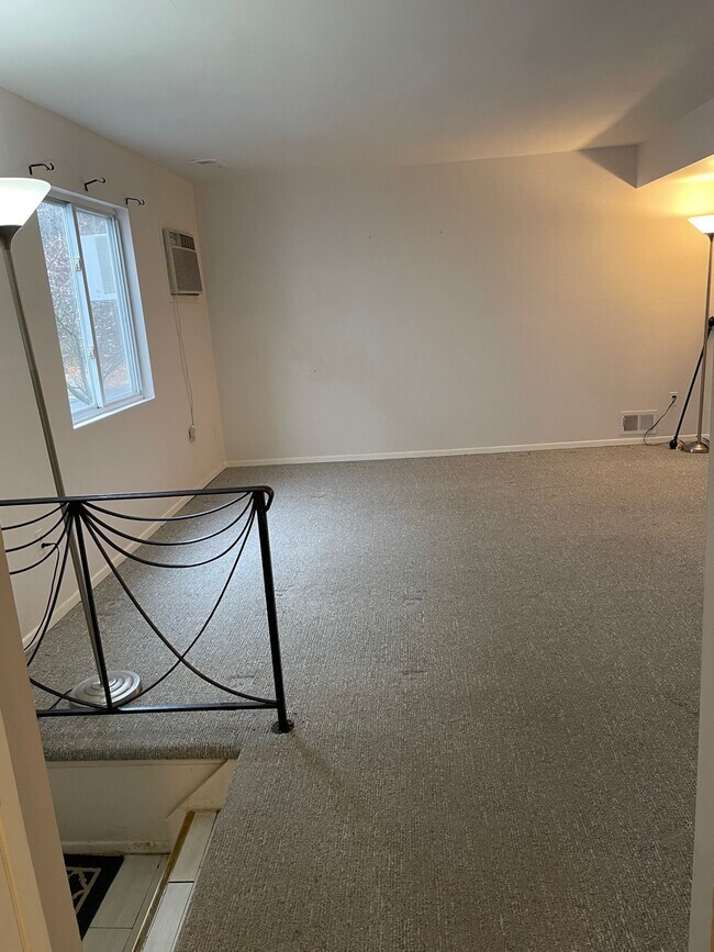 164 Graham Ave - 164 Graham Ave Staten Island NY 10314 | Apartment Finder