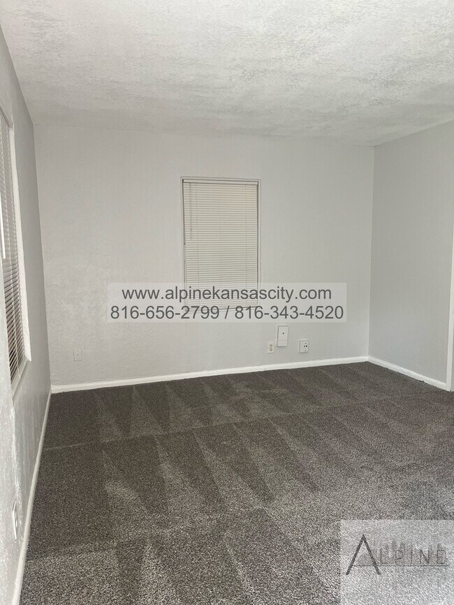 Side by Side Duplex, Section 8 OK - 2110 Monroe Ave Kansas City MO ...