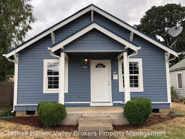 3 br, 1 bath House - 935 SW Ellis Street - 935 SW Ellis St Dallas OR ...