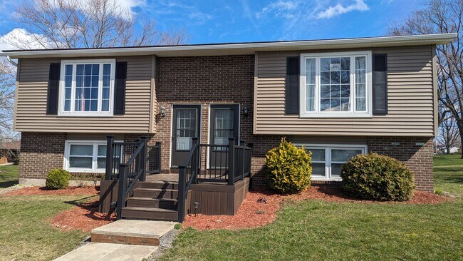 6180 Slocum Rd - 6180 Slocum Rd Ontario NY 14519 | Apartment Finder