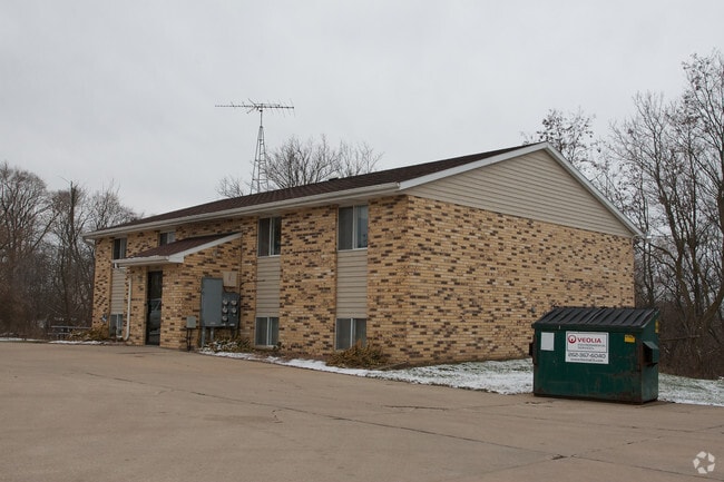 232 S Schuyler St - 232 S Schuyler St Neosho WI 53059 | Apartment Finder