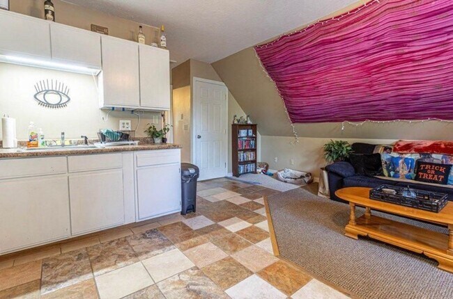 45 Union St - 45 Union St Gardner MA 01440 | Apartment Finder