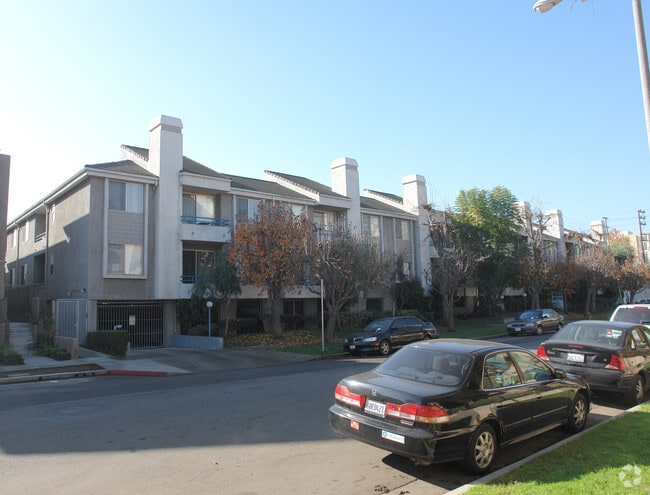 Morrison Park - 10932 Morrison St North Hollywood CA 91601 | Apartment ...