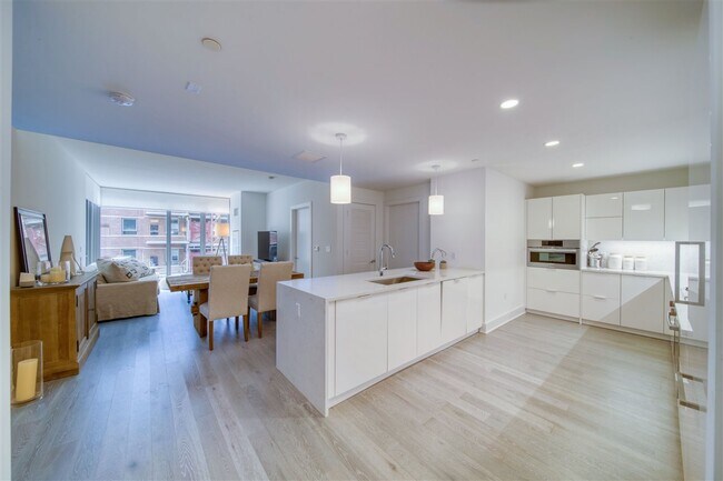 9 Ave at Port Imperial - 9 Ave at Port Imperial West New York NJ 07093 ...