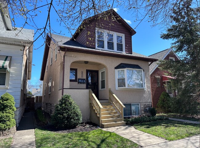 5631 N Melvina Ave - 5631 N Melvina Ave Chicago IL 60646 | Apartment Finder