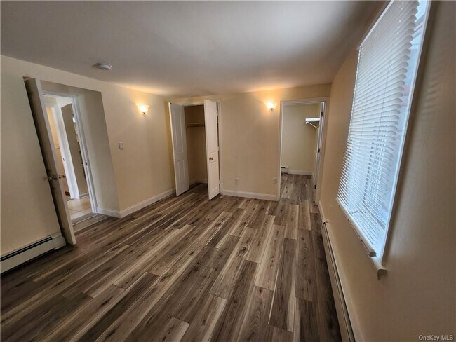 2226 Crompond Rd - 2226 Crompond Rd Yorktown Heights NY 10598 ...