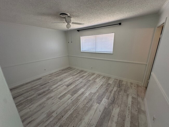 Beautiful Home 3 Bedroom 2 Bath!! Unit Ready for MOVE IN!!! - 4364 ...