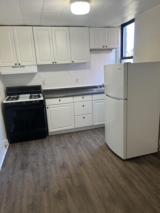 448 Brownsville Rd - 448 Brownsville Rd Pittsburgh PA 15210 | Apartment ...