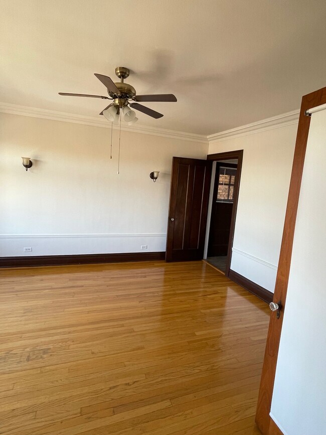 2352 N Spaulding Ave - 2352 N Spaulding Ave Chicago IL 60647 ...