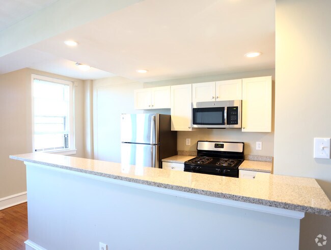 Embassy - 2100-2102 Walnut St Philadelphia PA 19103 | Apartment Finder