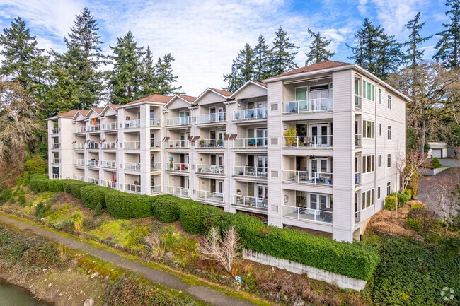 Waverly Landing Apartments (por) - 513-525 SE Marion St Portland OR ...