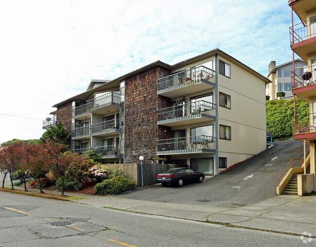West Commodore Way Apartments - 3107 W Commodore Way Seattle WA 98199 ...