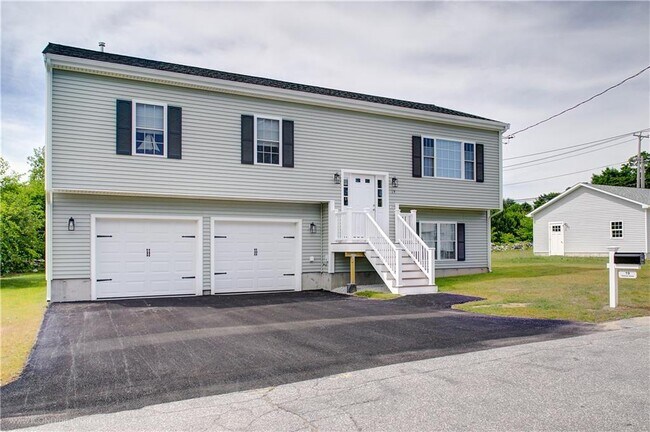 19 Hillside Rd - 19 Hillside Rd Portsmouth RI 02871 | Apartment Finder
