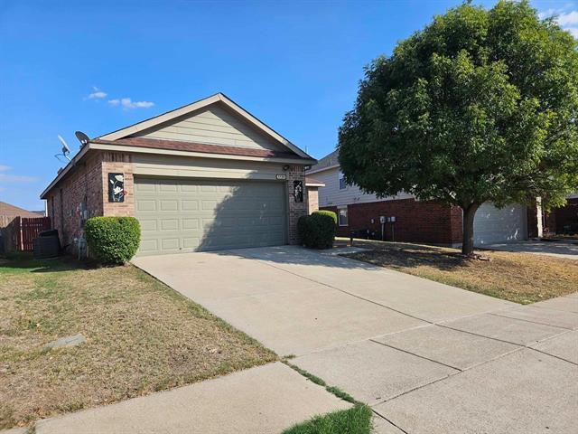 5724 Blue Ribbon Rd - 5724 Blue Ribbon Rd Fort Worth TX 76179 ...