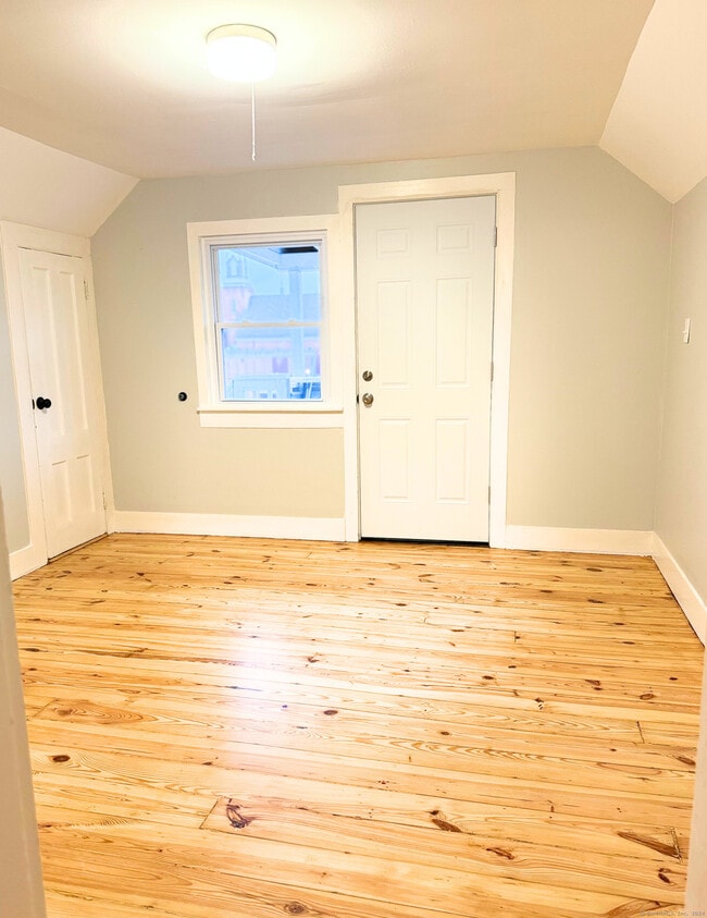 22 Kelley St - 22 Kelley St Bristol CT 06010 | Apartment Finder