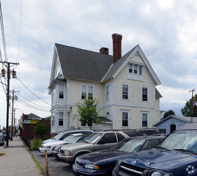324 Broad St - 324 Broad St Central Falls RI 02863 | Apartment Finder