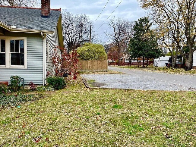 4700 Nevada Ave - 4700 Nevada Ave Nashville TN 37209 | Apartment Finder