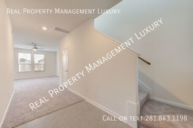 Modern Comforts and Spacious Living: Disco... - 2857 Shimmer Edge Dr ...