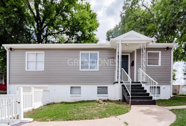 NOW OFFERING HALF OFF THE FIRST FULL MONTH... - 1125 51st St W ...